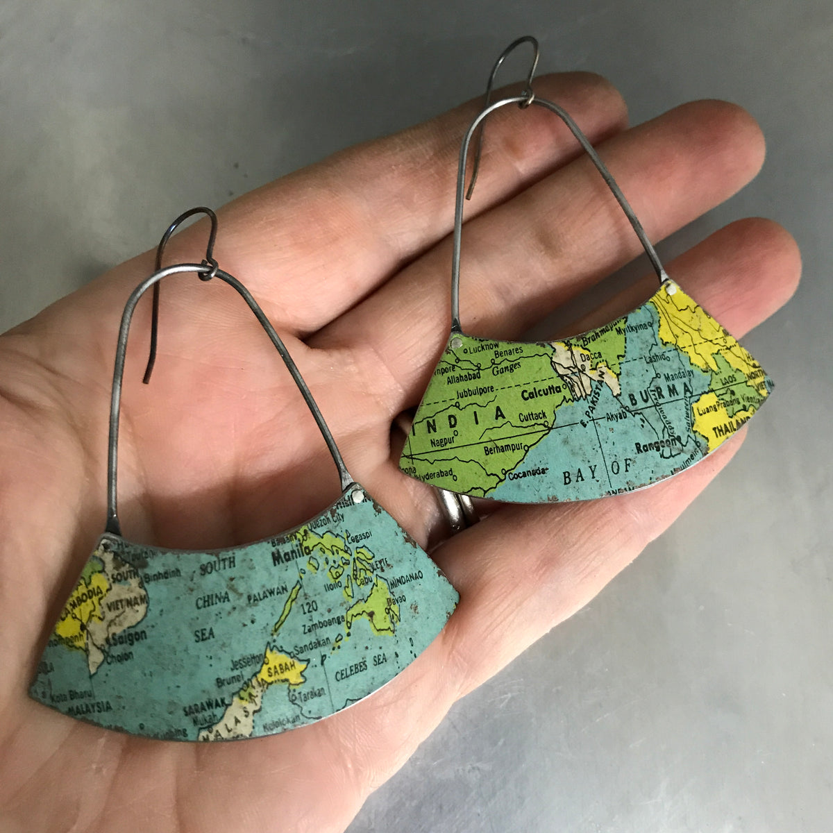 India & SE Asia Vintage Globe Upcycled Fan Tin Earrings – adaptive ...